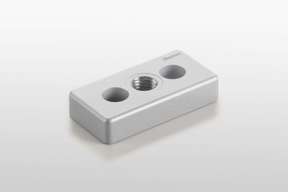 Base Plate 8 80x40, M10, white aluminium, similar to RAL 9006 » AluFlex ...